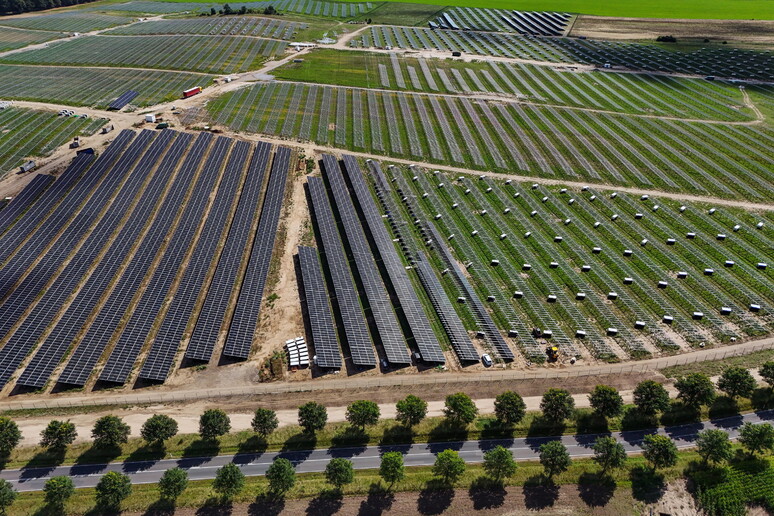 La Rivoluzione Energetica del 2023: un Anno Record per le Rinnovabili ...